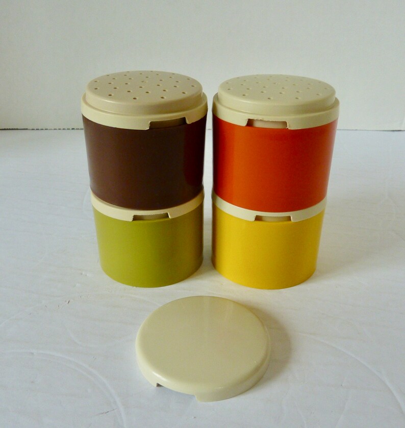 Vintage Retro Tupperware Stackable Spice Shakers #1308 in Harvest ...