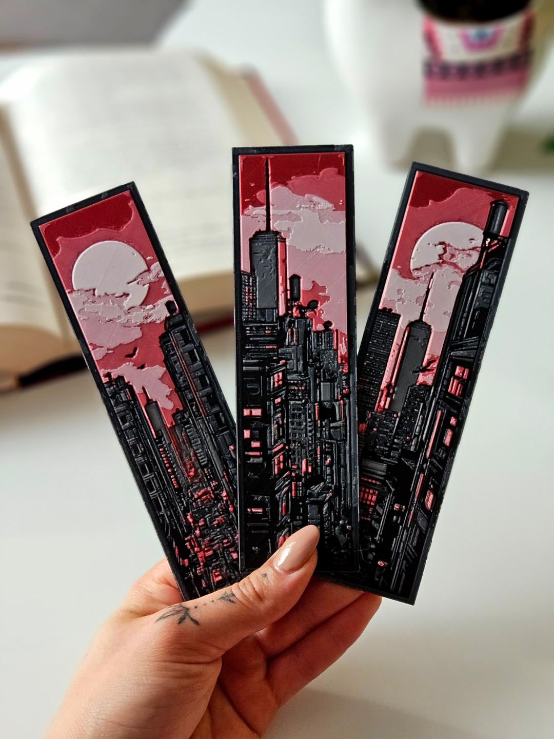 Cyberpunk Cityscape Bookmark Set – 3D Printed Sci-fi Reader Gift - Etsy