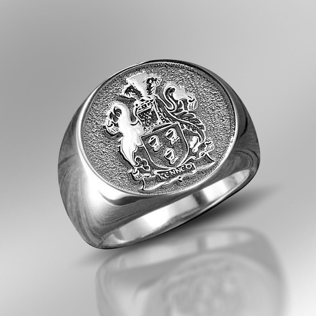 Custom Coat of Arms Signet Ring, Personalized Family Crest Ring, Unique ...