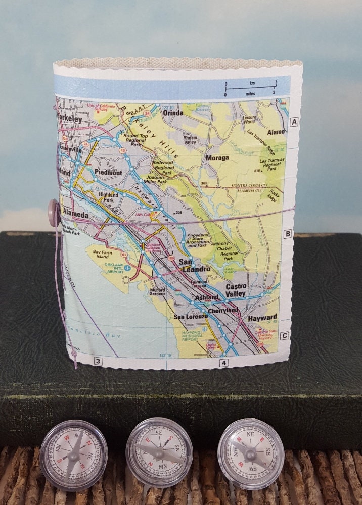 Mini Map In An Atlas - Maps Model Online