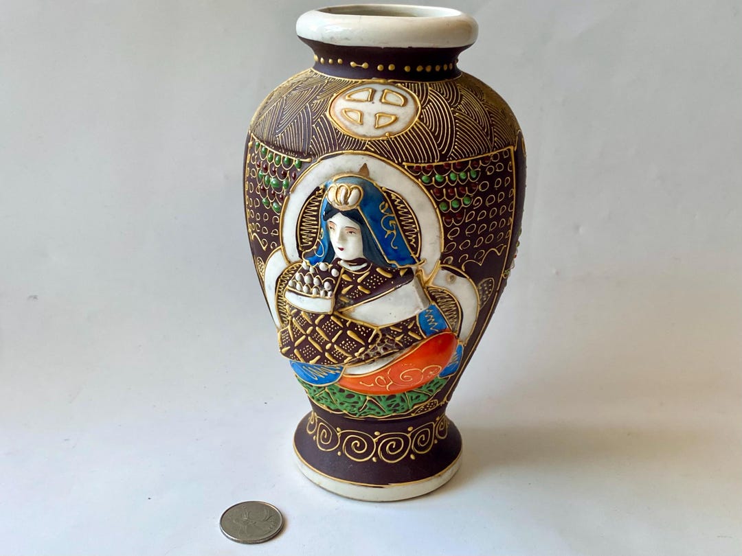 Vintage Satsuma Geisha Vase, Moriage Relief Japanese Vase, Asian Art ...