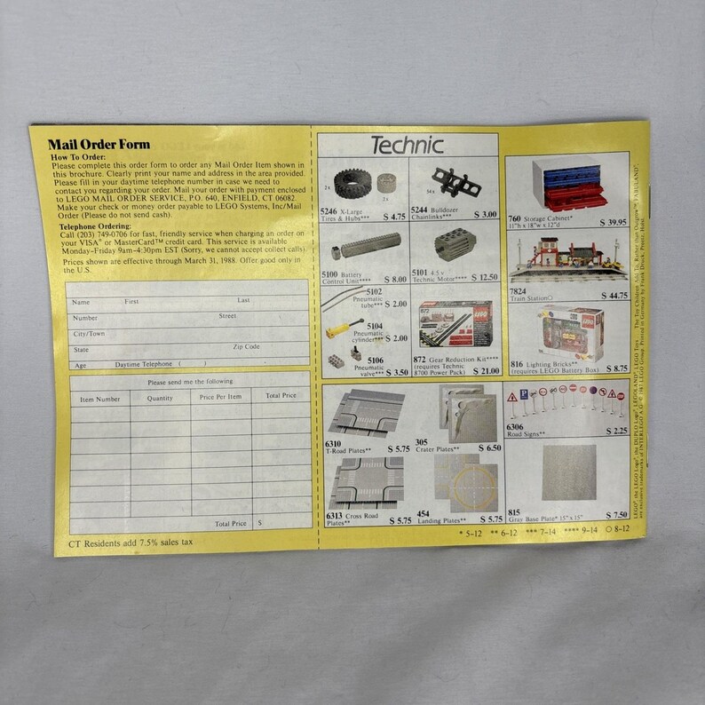 Vintage 1987 LEGO Legoland Castle Town Space Product Catalog Booklet ...