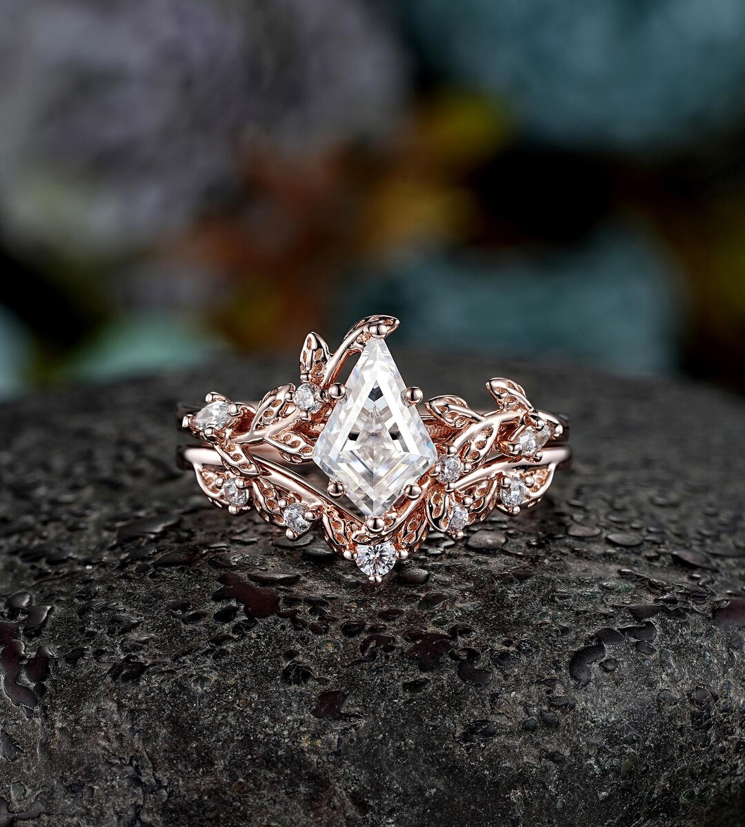 Vintage Kite Shape Moissanite Engagement Ring Set,unique Nature ...
