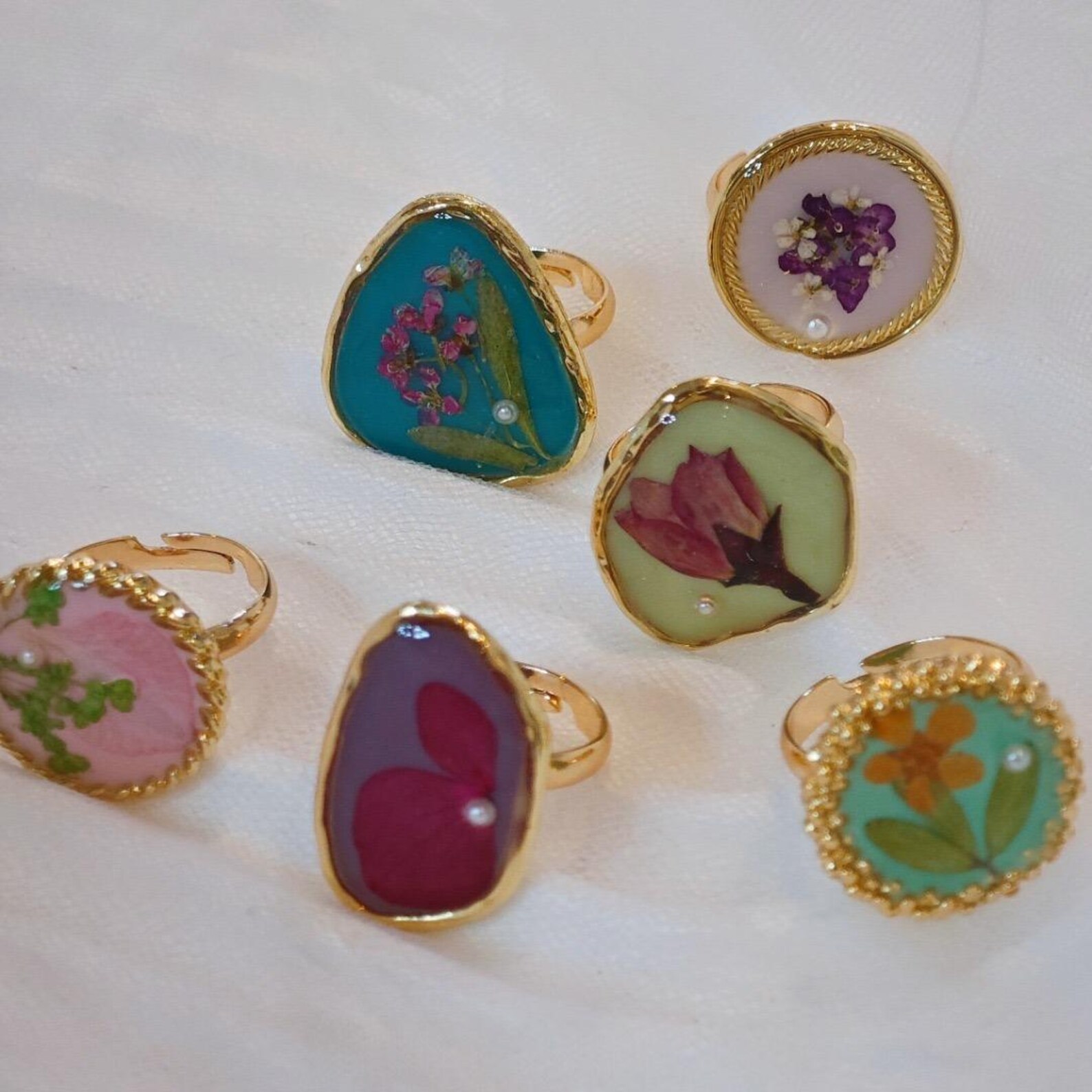 Resin Flower Rings. Real Dried Flower Adjustable Gold Plated Ring ...
