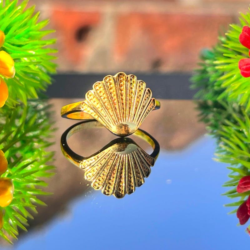 Seashell Ring - Etsy