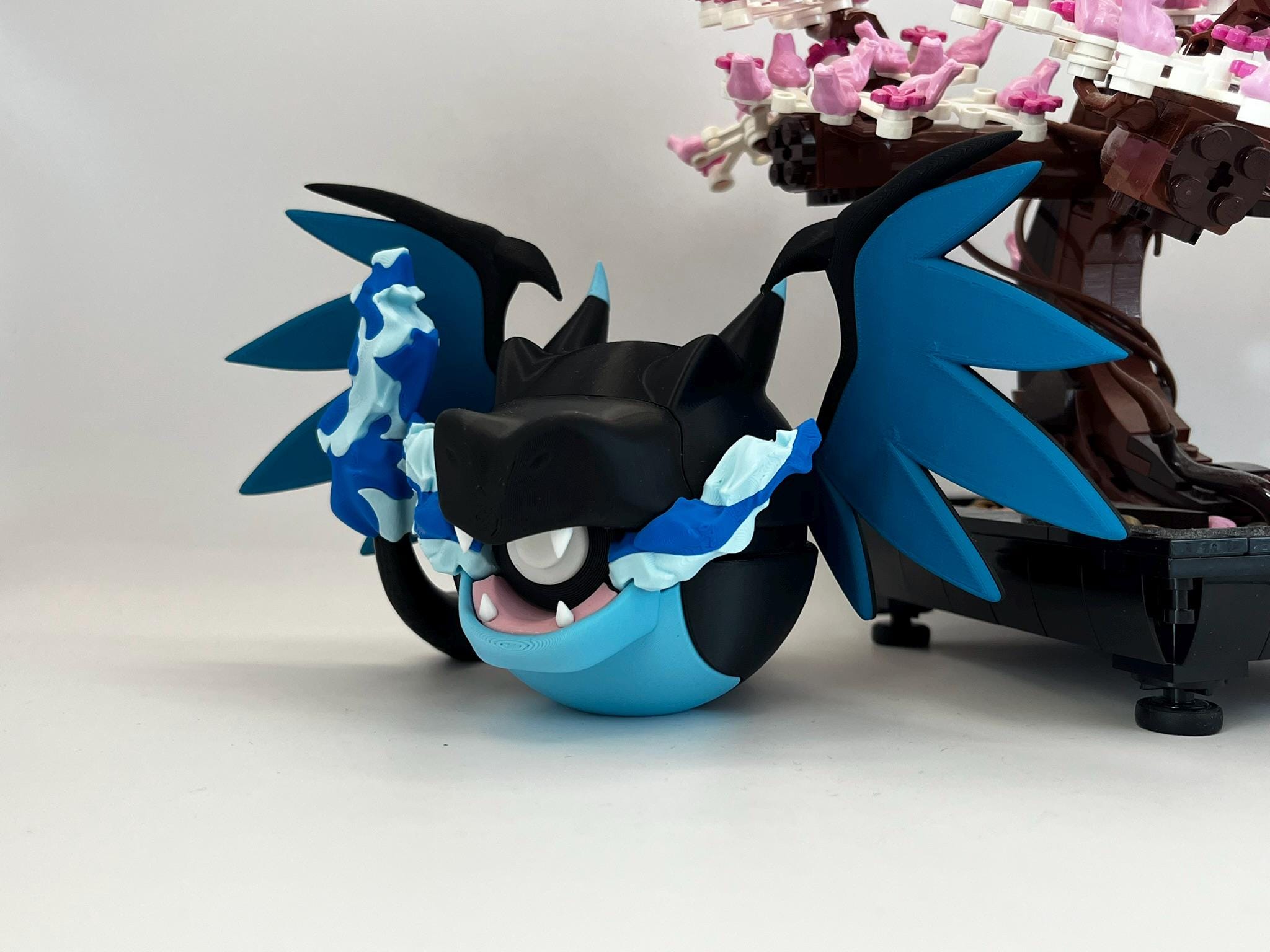 Mega Charizard X Pokéball Display – 3D Printed Monster Ball - Etsy