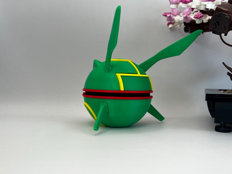 Rayquaza Pokéball Display – 3D Printed Monster Ball | Regular & Shiny ...