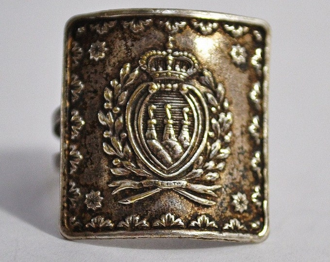 Vintage Large Square Silver Family Crest Coat of Arms Ring - Etsy