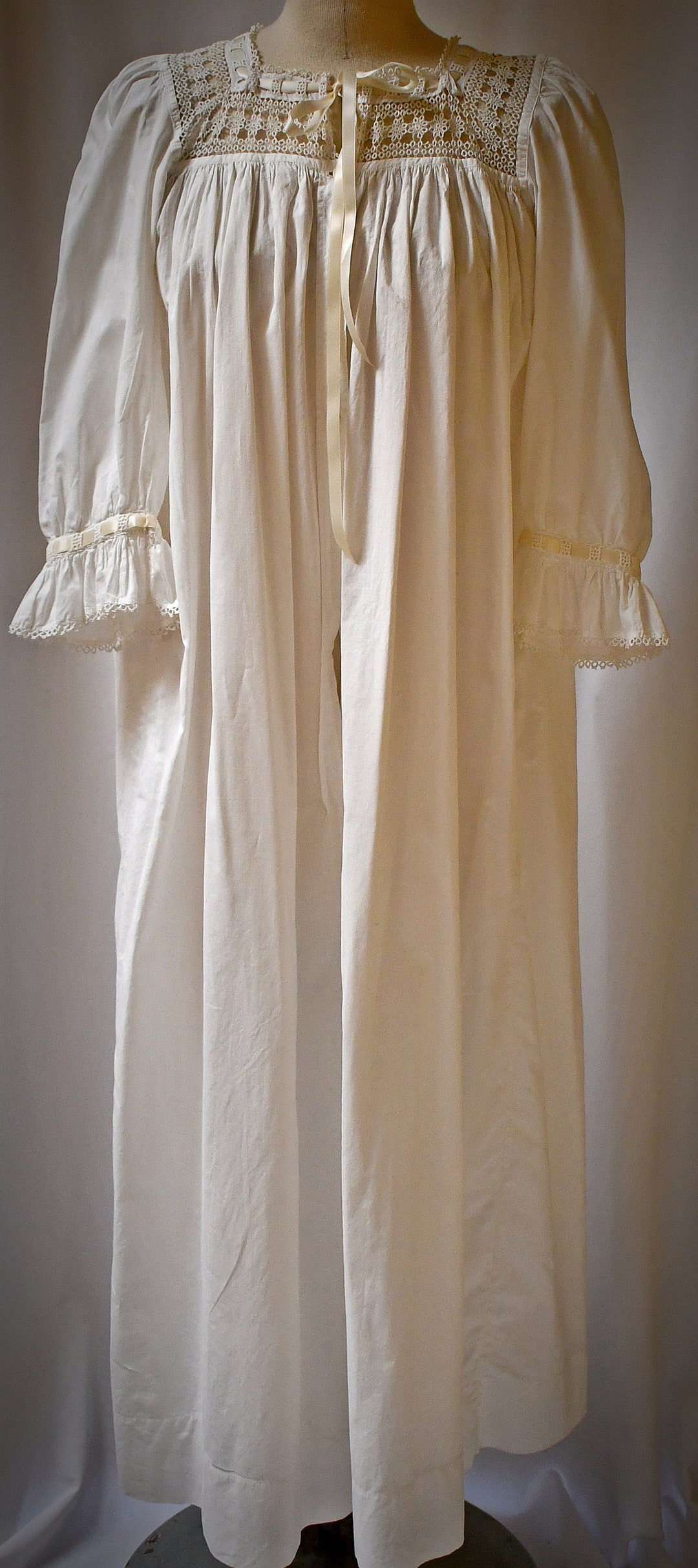 Antique Edwardian Victorian White Cotton Long Loose Button Front 3/4 ...