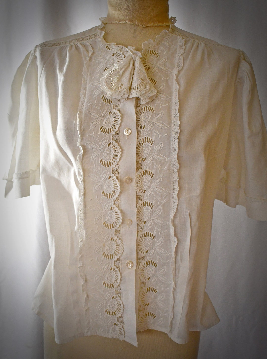 RESERVED for Teri Vintage 1930s Short Sleeve Ivory Cotton Blouse With ...