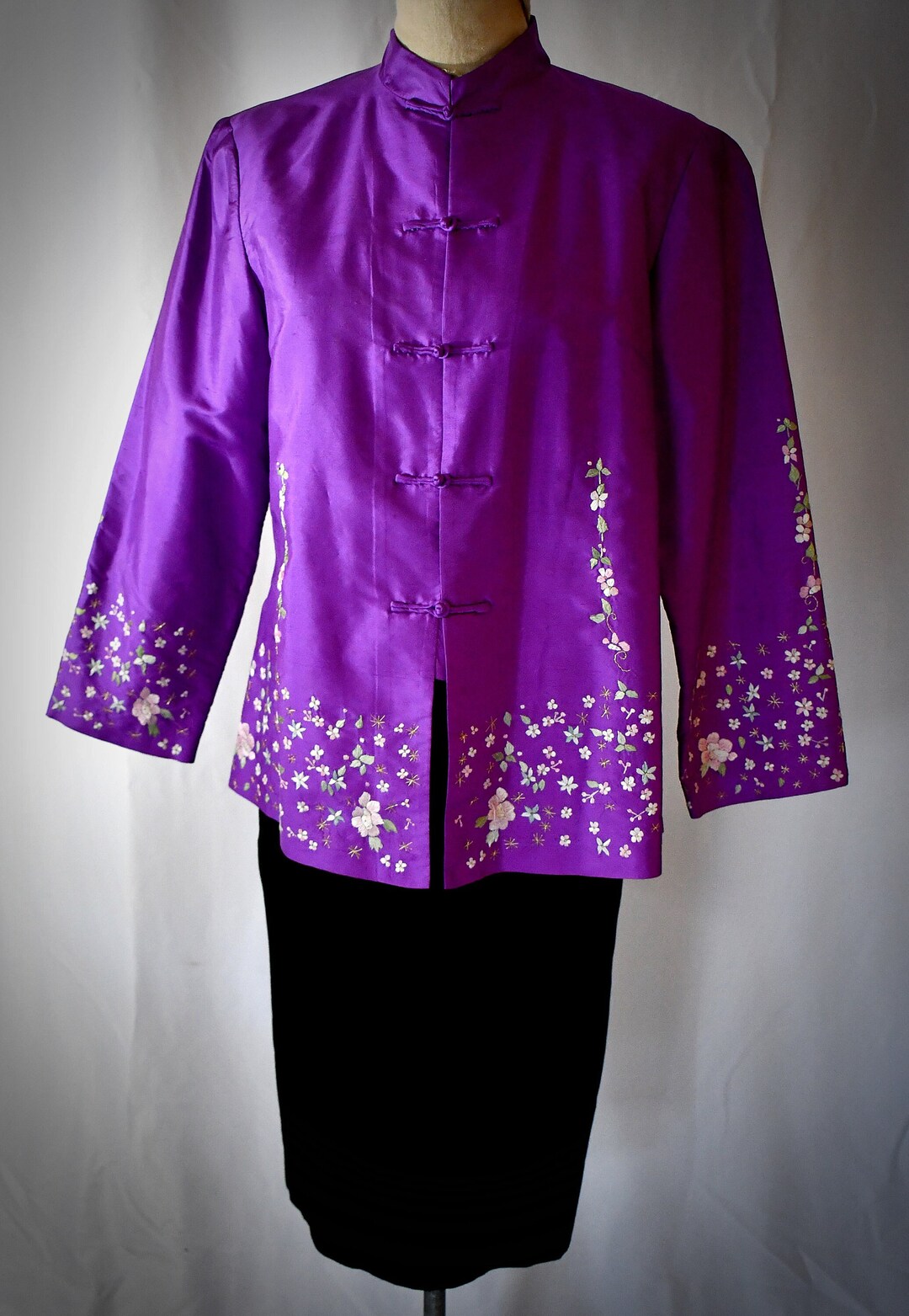 Vintage Violet Silk Asian Chinese Style Jacket With Pink Green Metallic ...