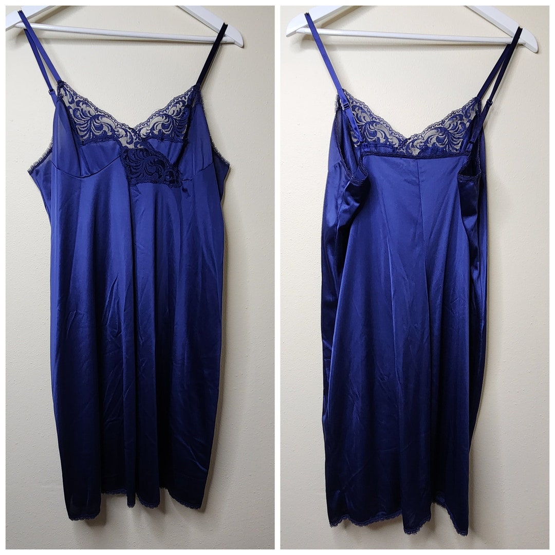 Vintage Navy Blue Full Slip With Lace Detail Size M Made in USA - Etsy