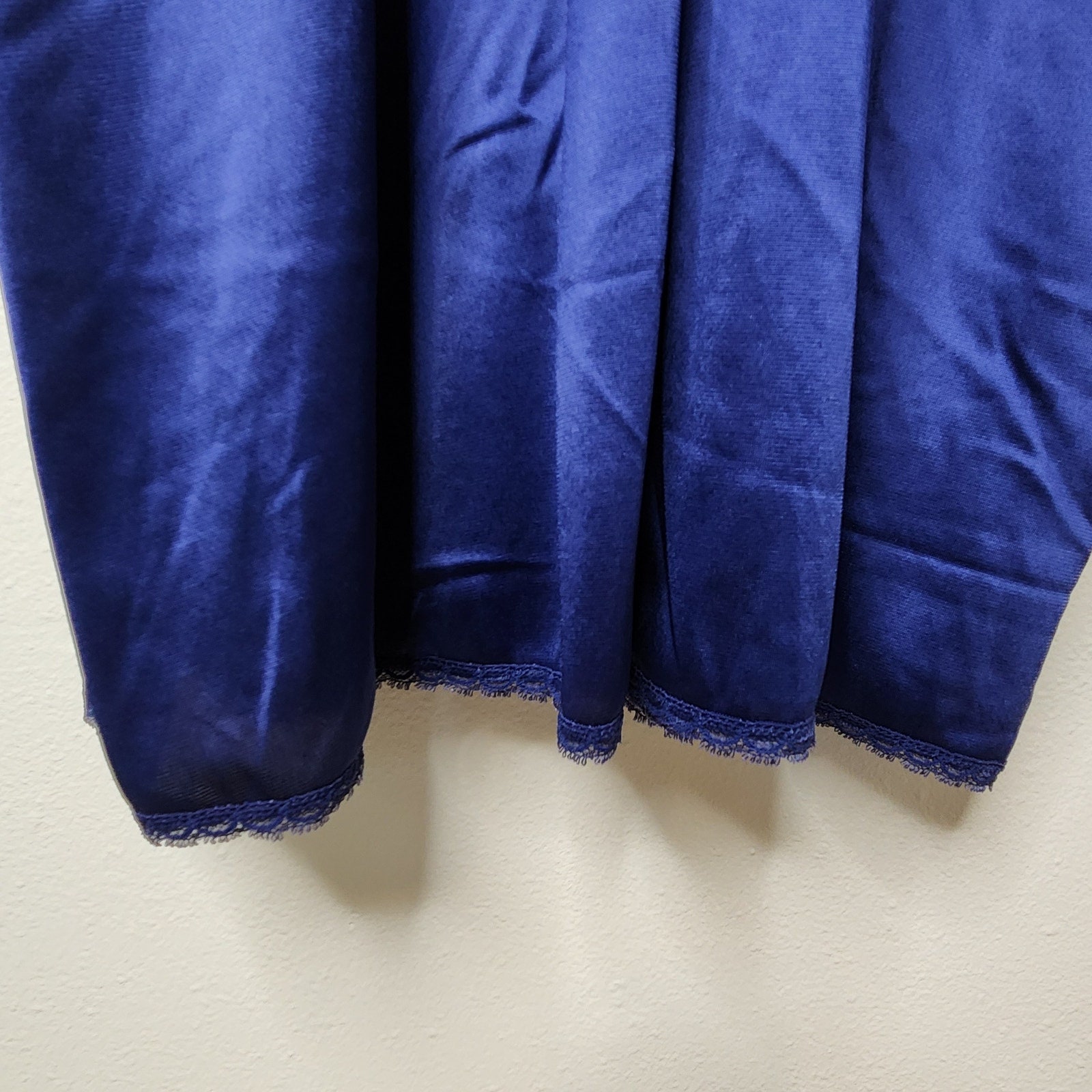Vintage Navy Blue Full Slip With Lace Detail Size M Made in USA - Etsy