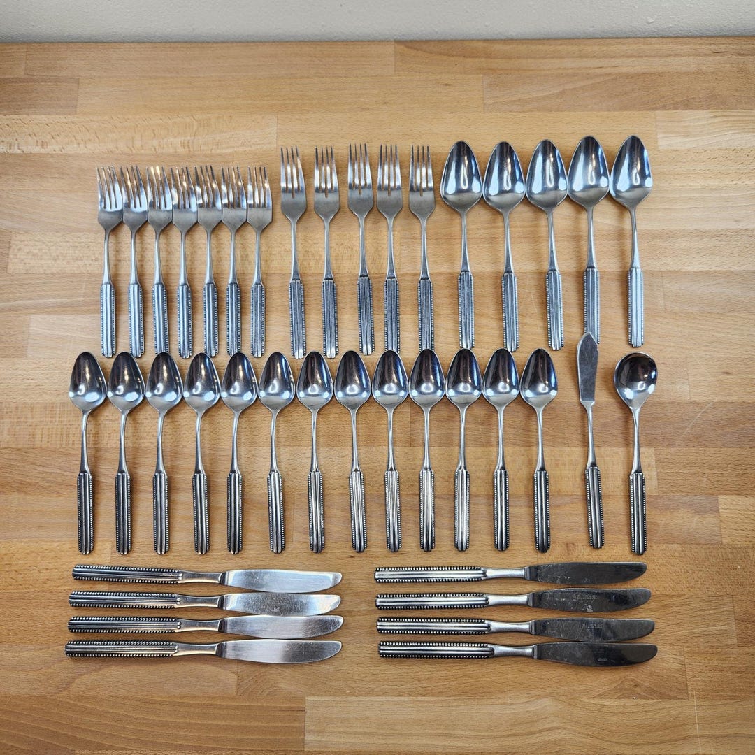 Vintage 70s Orleans Silver Beaded Edge Stainless Flatware 40 Pc Made in ...