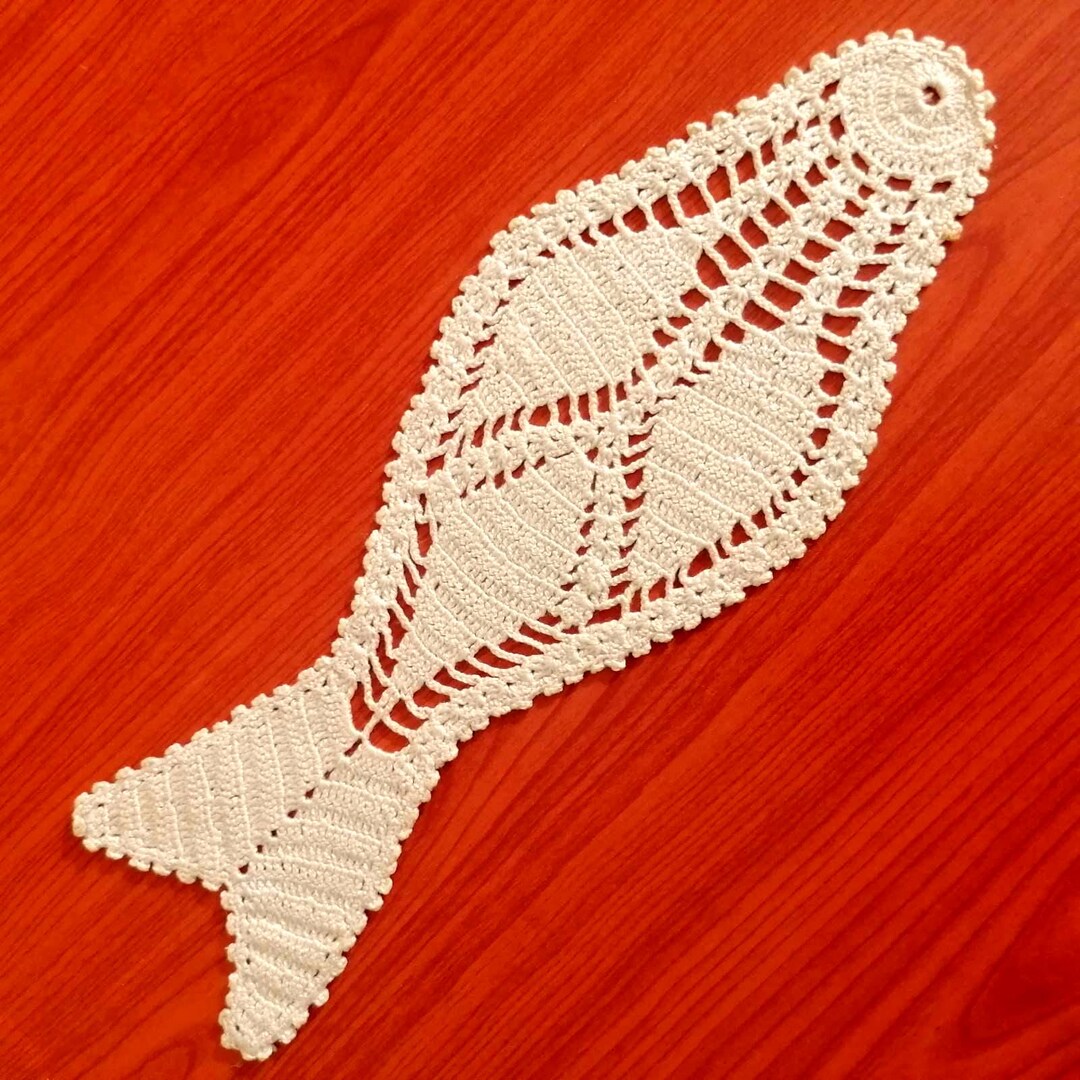 Crochet Lace Fish Doily – Nautical Table Decoration - Etsy