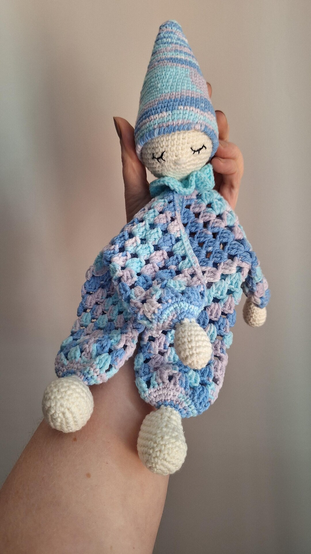 Nain au crochet Lovey - Douillette faite main pour bébé - Nain câlin ...