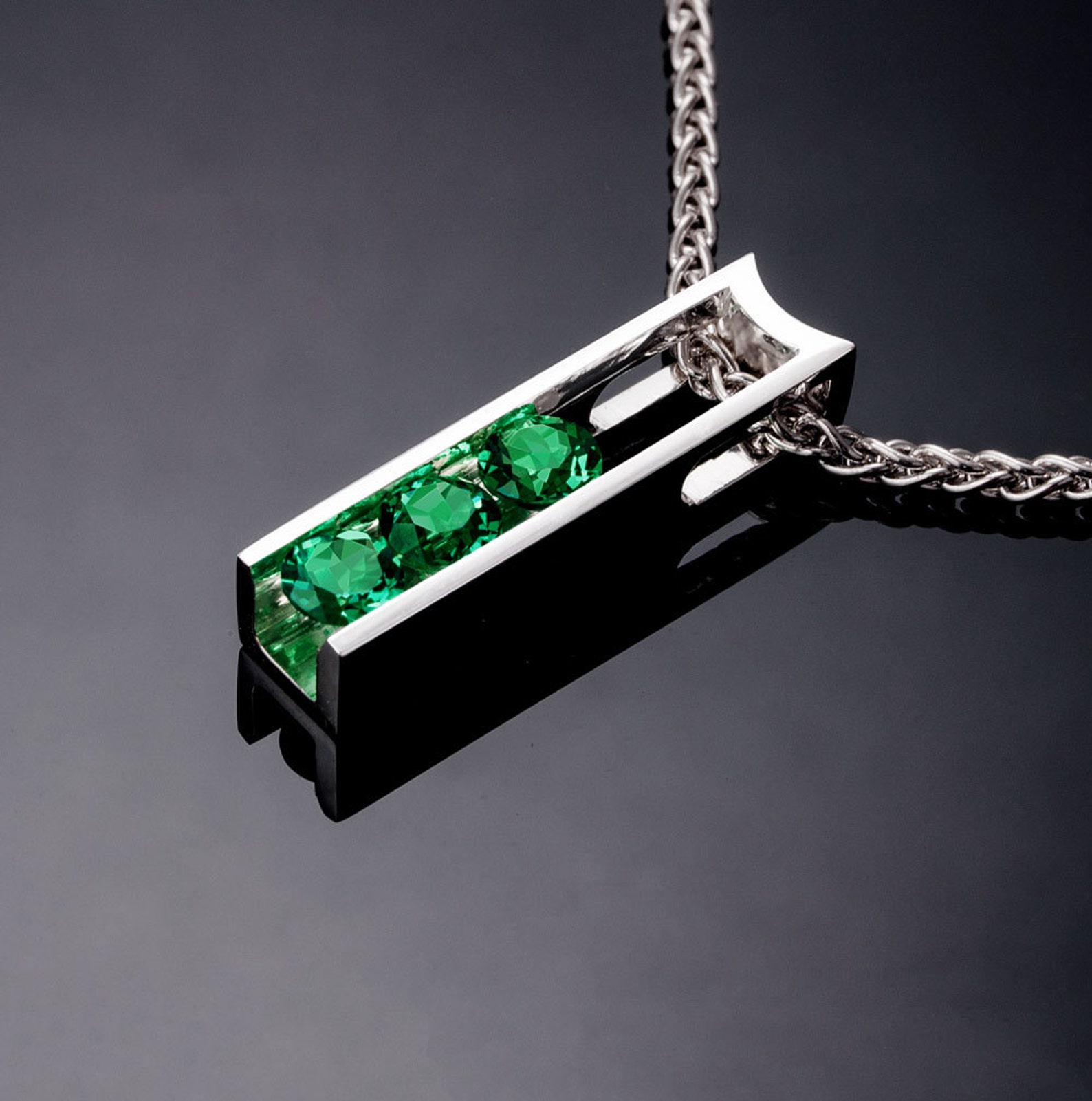 Green topaz necklace silver jewelry Argentium silver - Etsy España