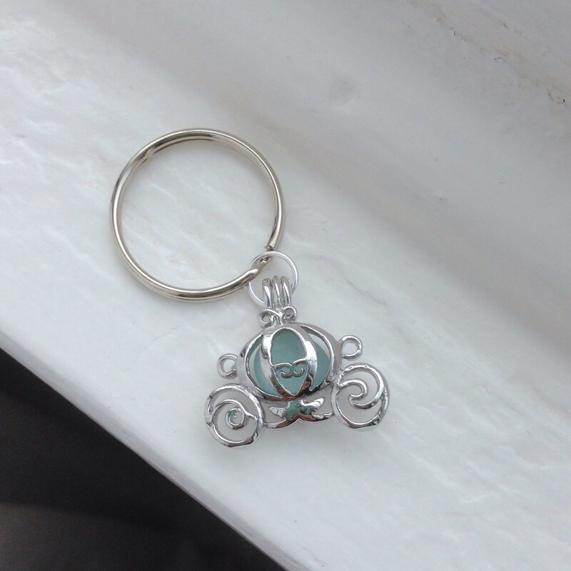 Cinderella Key Chain - Etsy