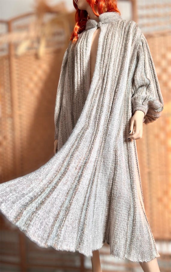 Vintage Mary Farrin original 1970s long knitted cardi… - Gem