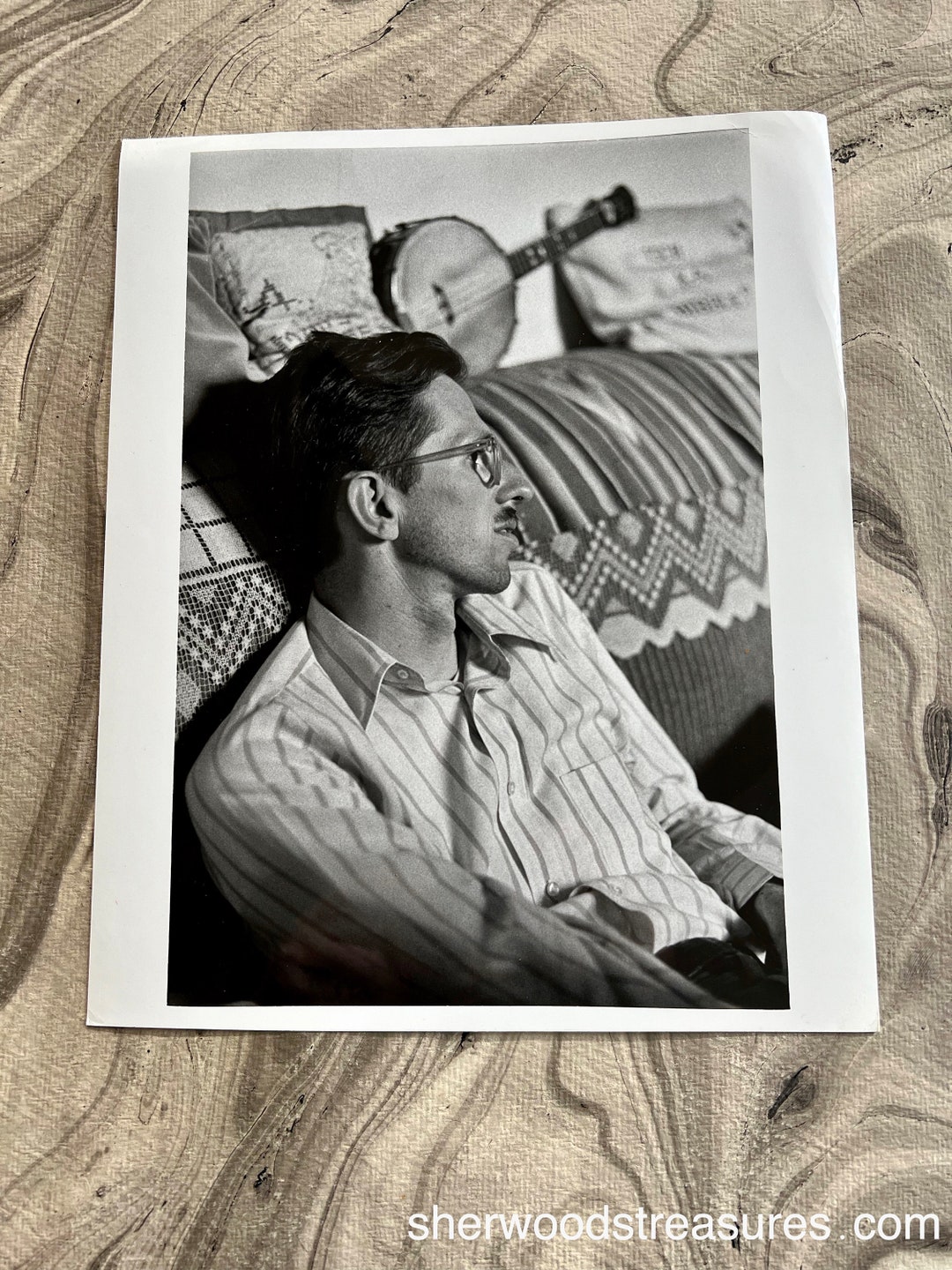 RARE Photo of R. Crumb the Cartoonist in His Living Room Stamped Dave ...