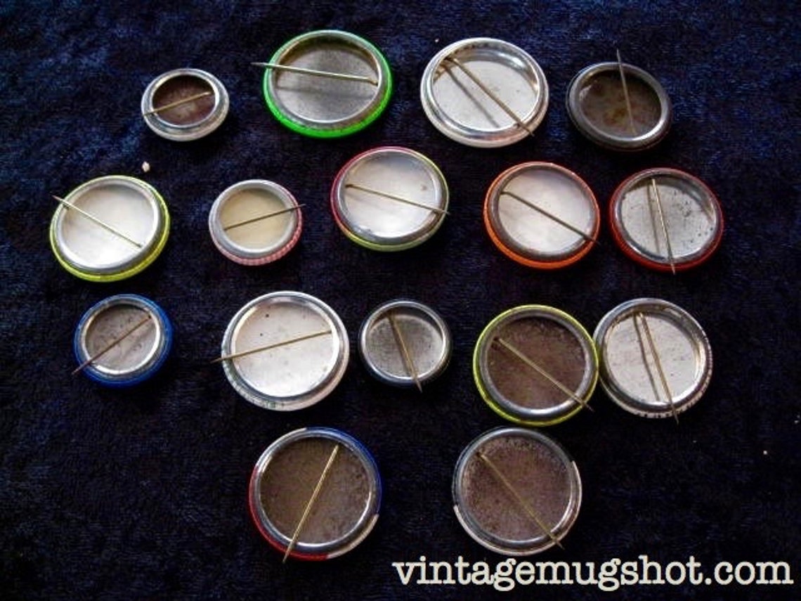 16 Hippie Free Love Era PINBACK BUTTONS Original Psychedelic - Etsy