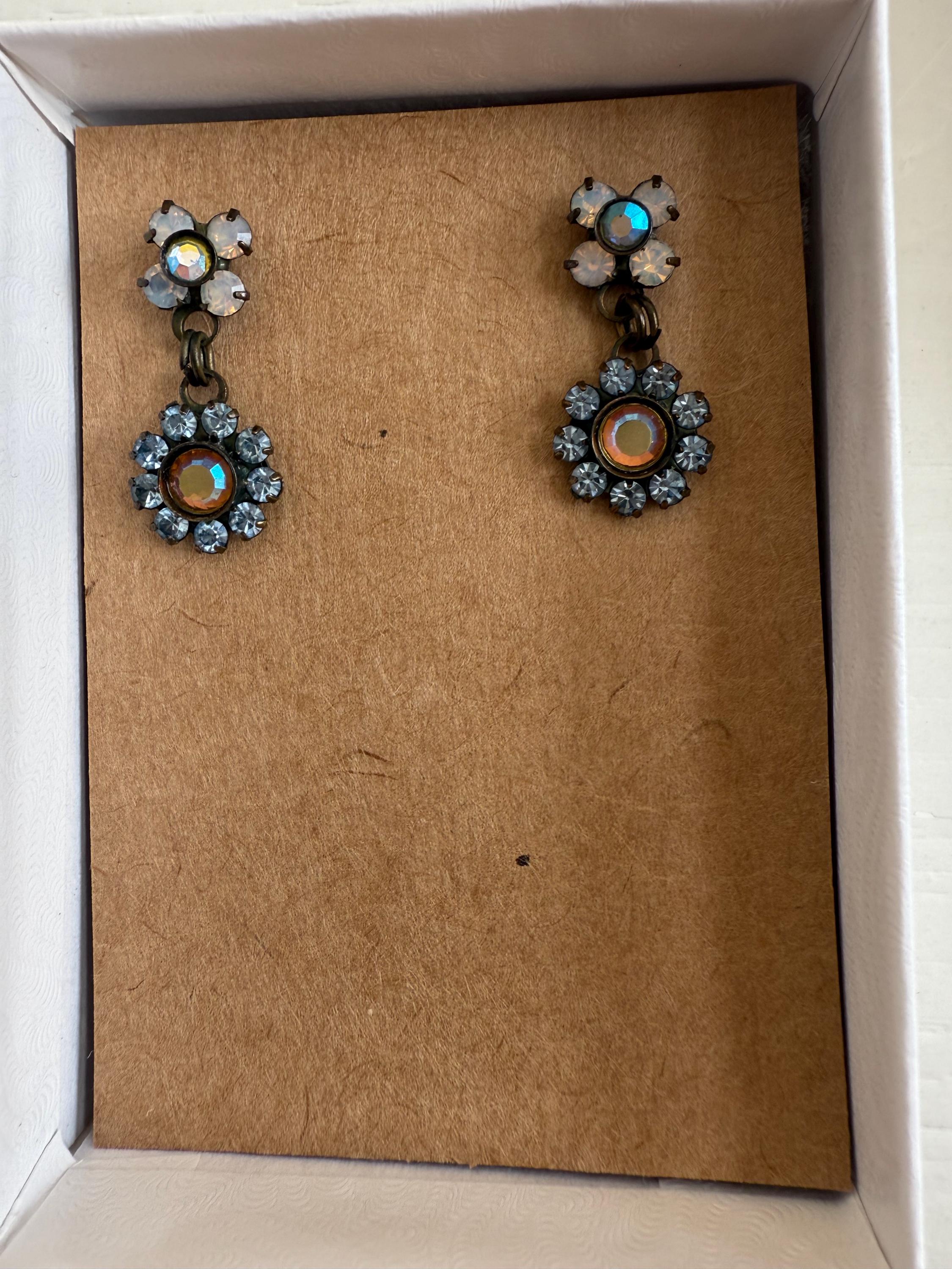 Vintage Sorrelli Aurora Borealis Blue Crystal Drop Earrings – Floral ...