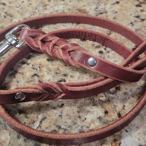 Latigo Leather Leash With Woven Ends and Floating Ring - Etsy