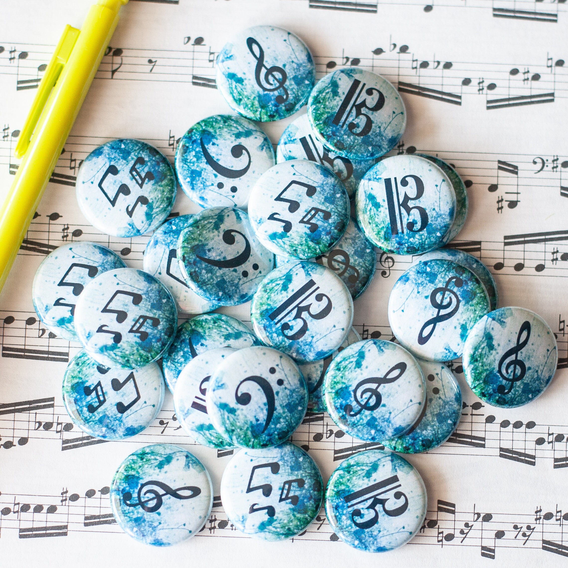 Set of 12 Mini Treble Clef, Alto Clef, Bass Clef, or Music Note 1 ...