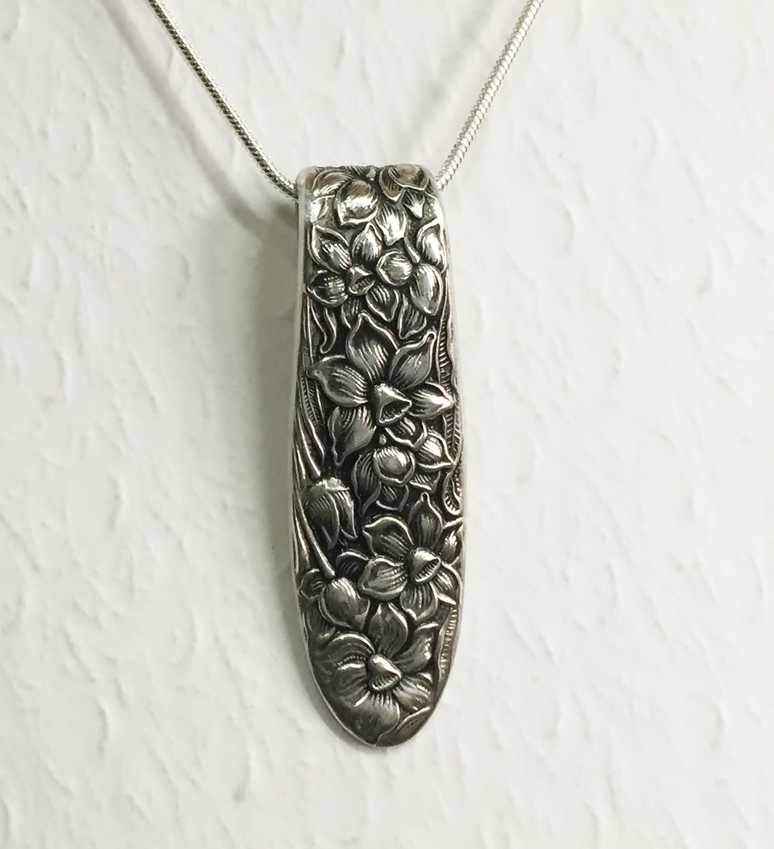 Vintage Spoon Necklace Spoon Pendant narcissus - Etsy