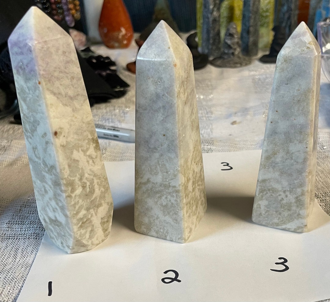 UV Reactive Hackmanite Towers - Etsy