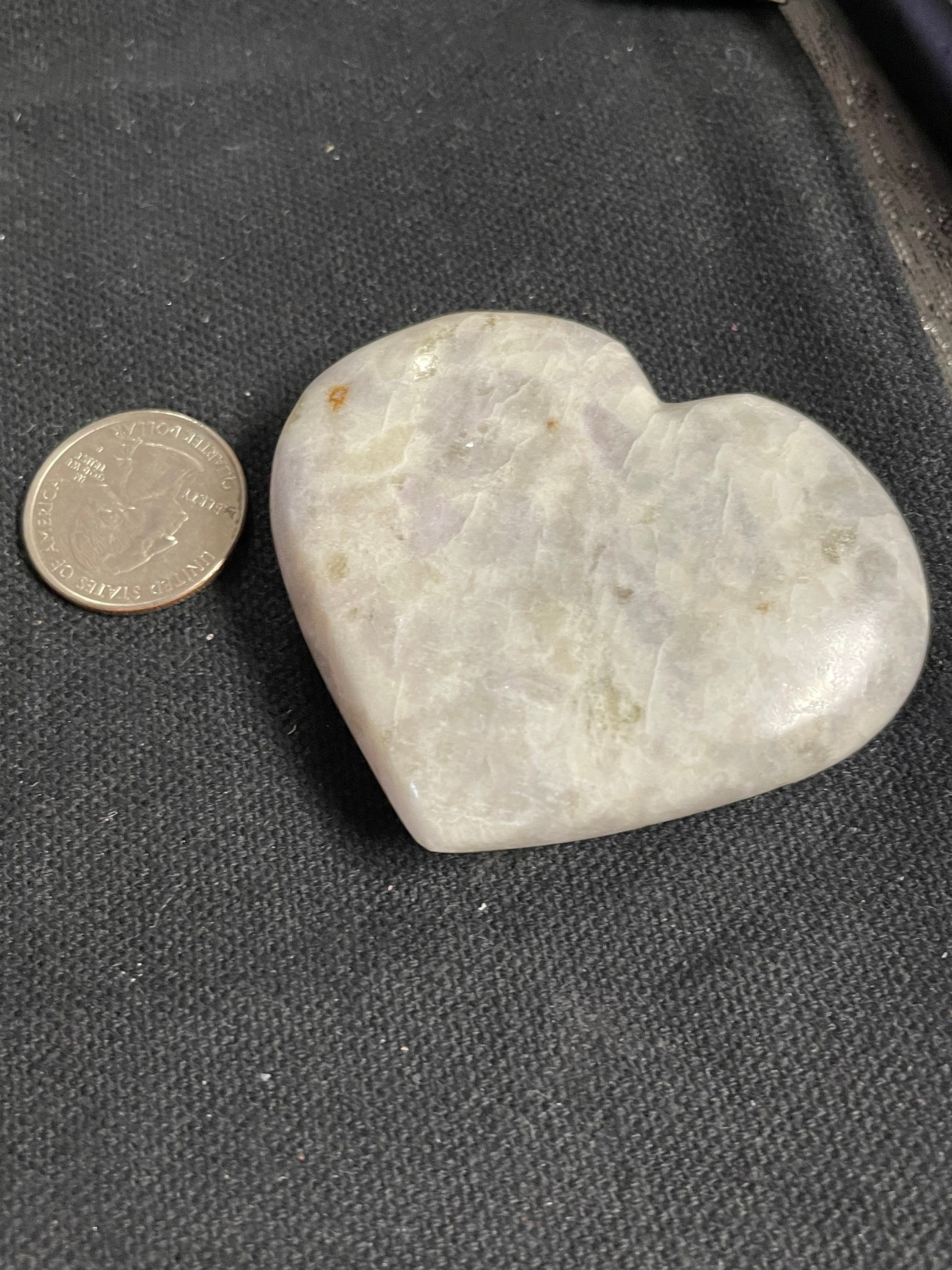 UV Reactive Hackmanite Hearts - Etsy