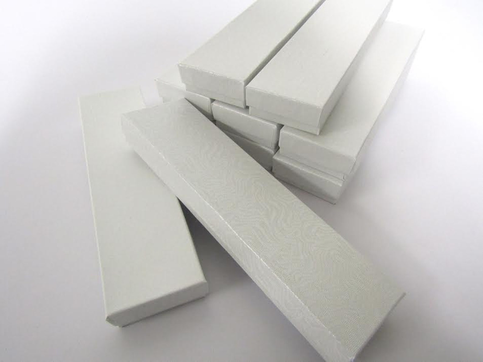 20 Count Pearl White Bracelet Box Cotton Filled | Etsy