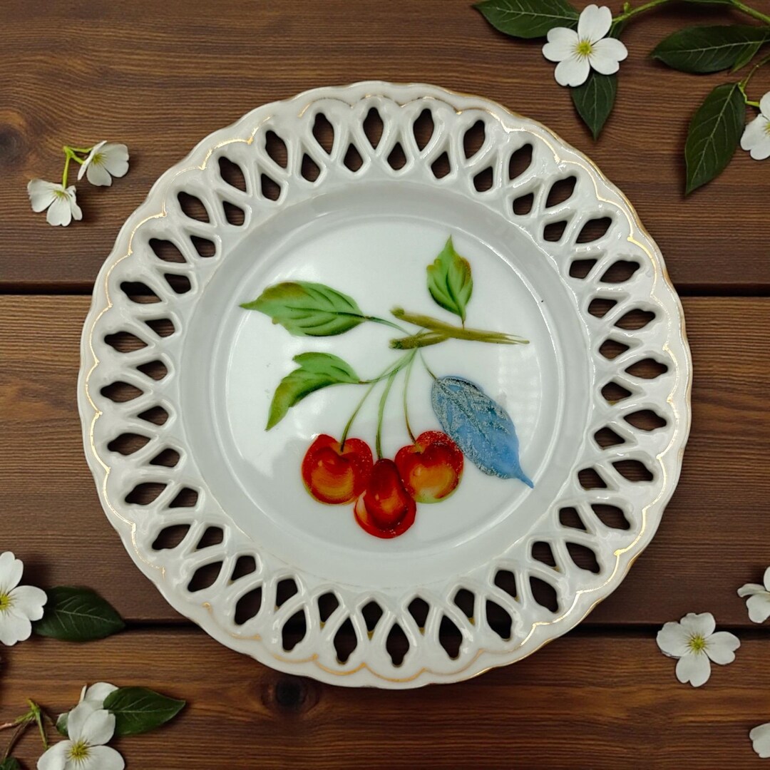 Vintage Sphinx Japan Plate – Hand Painted Cherries, Gold Lattice Edge ...