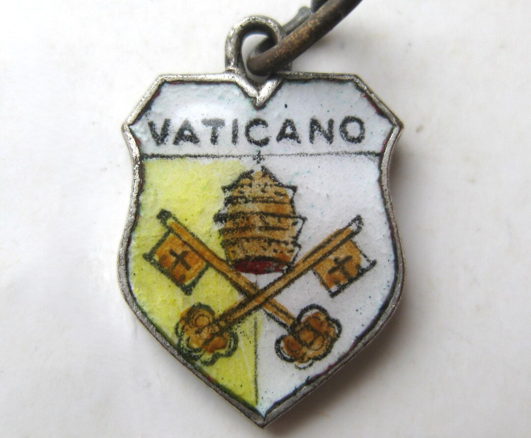 Vintage Charm Vaticano Vatican City Italian Italy Enamel Travel Shield ...