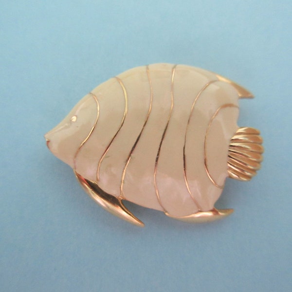 Angel Fish Brooch - Etsy