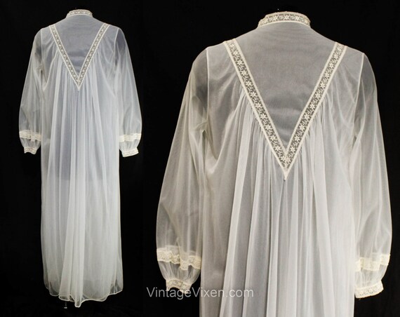 1960s Sheer Robe - Innocent White Small 60s Spring Pe… - Gem