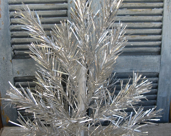 Vintage Tabletop Aluminum Christmas Tree 23 Inches Tall - Etsy