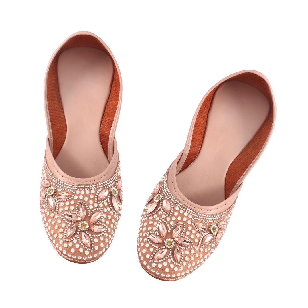 Blush Pink Embellished Women Jutti, Floral Pearl Mojari Flats, Ethnic ...