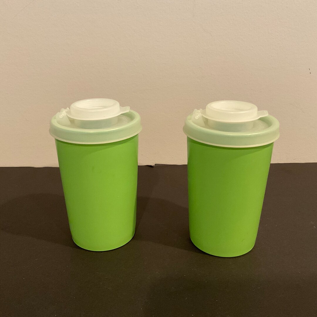 Vintage Green Tupperware Salt & Pepper Shakers FREE SHIPPING - Etsy