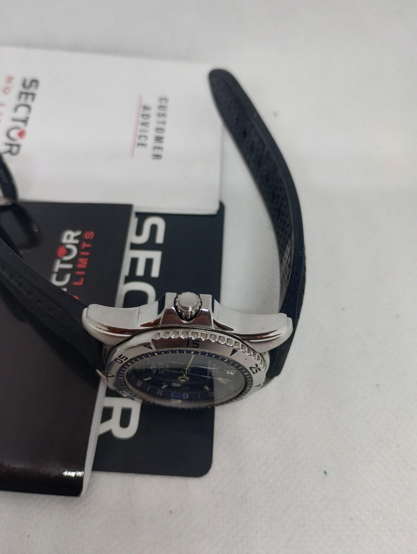 Vintage Men's Diver Watch Sector SGE 650 300 Meters Swiss Made 90's. - Etsy