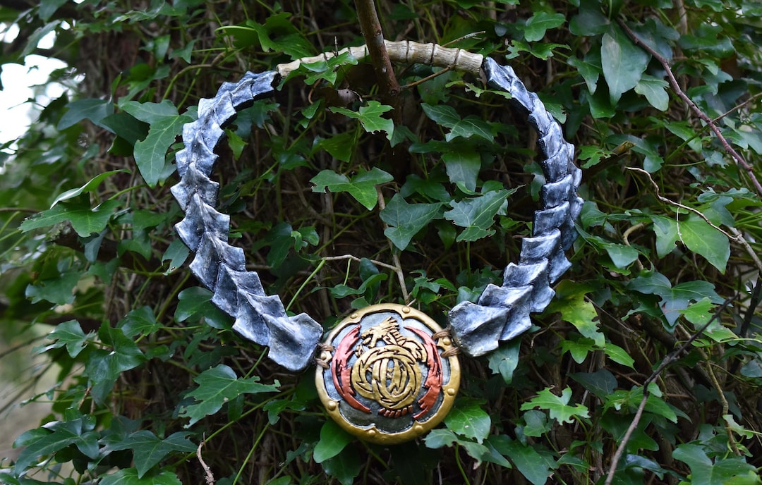 Survivor TV Show Season 44 Immunity Necklace Prop Replica - Etsy