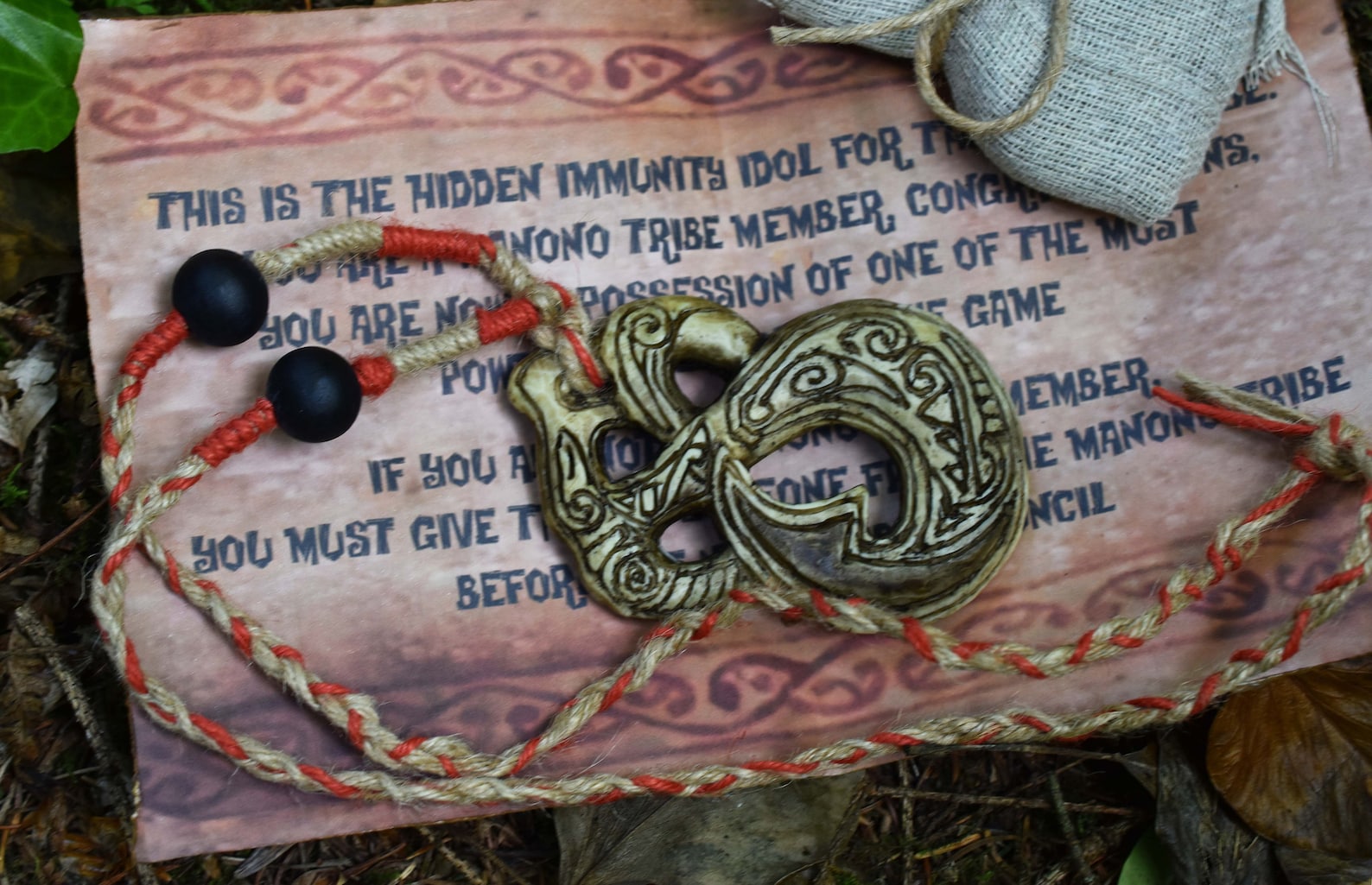 Survivor Hidden Immunity Idol Season 24: One World Prop Replica (free ...