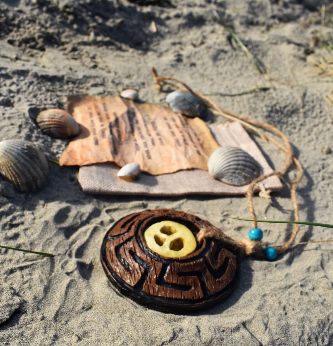 Survivor season 18 Tocantins Hidden Immunity Idol Prop | Etsy