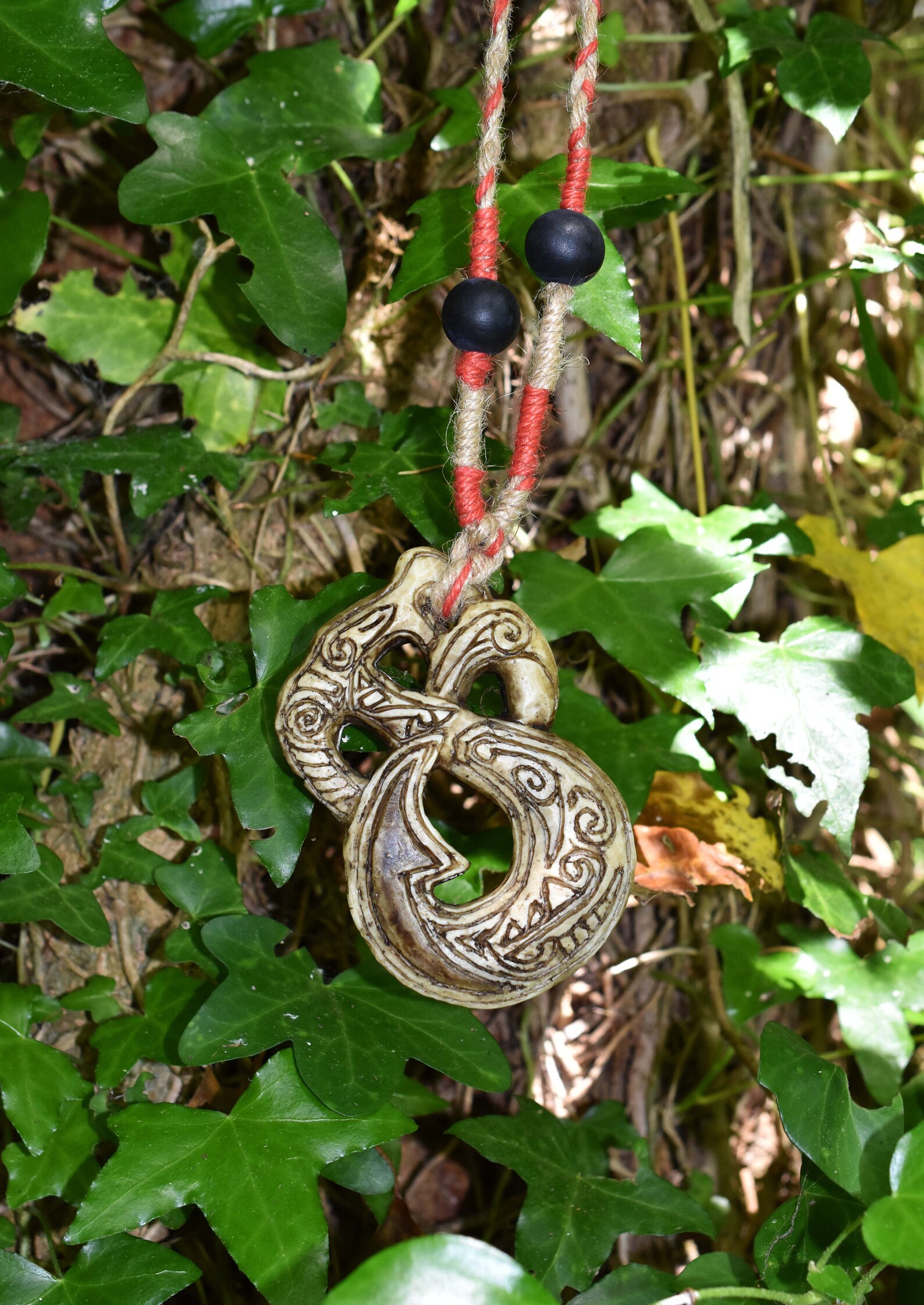 Survivor Hidden Immunity Idol Season 24: One World Prop Replica (free ...