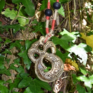 Survivor Hidden Immunity Idol Season 24: One World Prop Replica (free ...