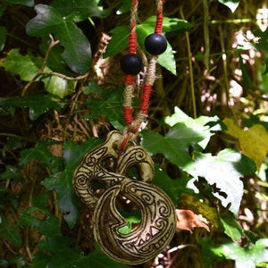 Survivor Hidden Immunity Idol Season 24: One World Prop Replica (free ...