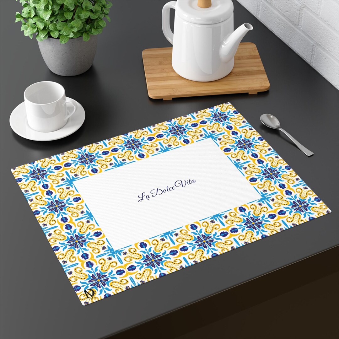 Old Money Placemat – Elegant Blue & Yellow Mediterranean Pattern ...