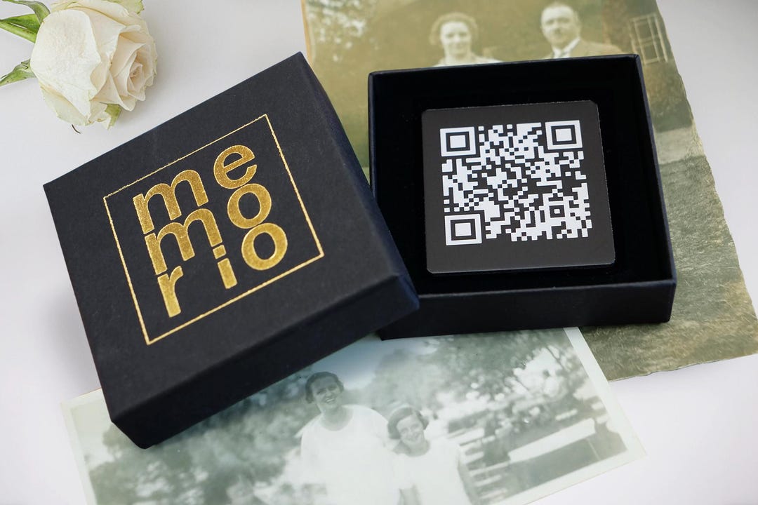 QR Code Plaque With Custom Inscription for Gravestones With ...