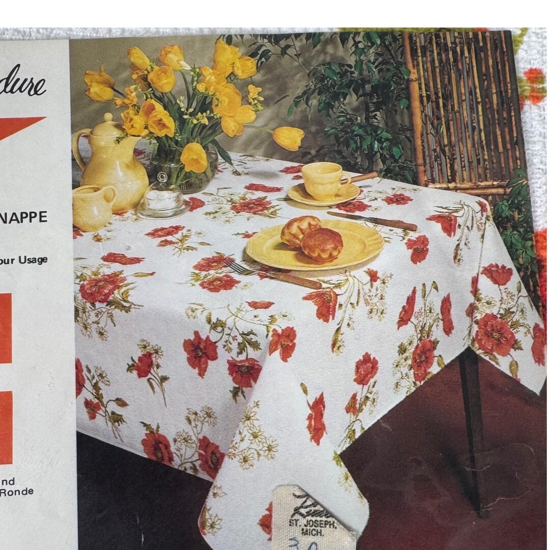 NOS VTG Poppy by Wilendure Terry Tablecloth 52x90 White Red No Iron ...