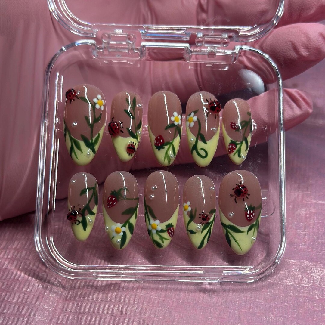 3D Ladybug & Strawberry Press on Nails: Hand-painted Gel Manicure - Etsy